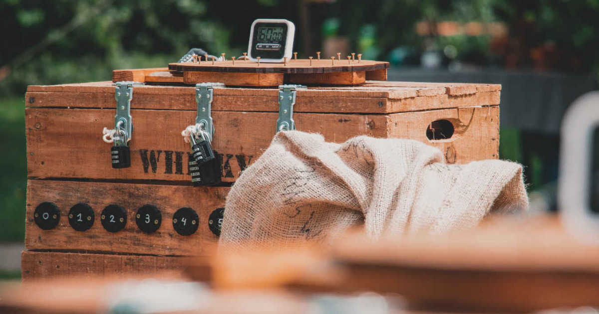 ESCAPE-BOXES | Teambuildings & Mobiele escaperooms